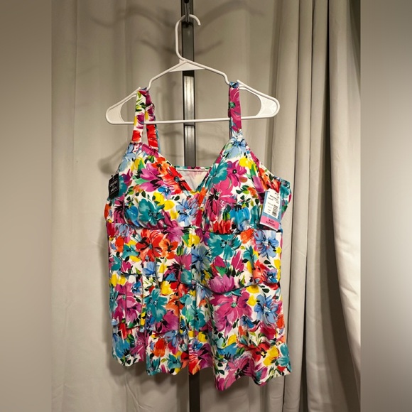 Swim Solutions | Swim | Nwt Tropical Floral Swim Solutions Shelf Bra ...